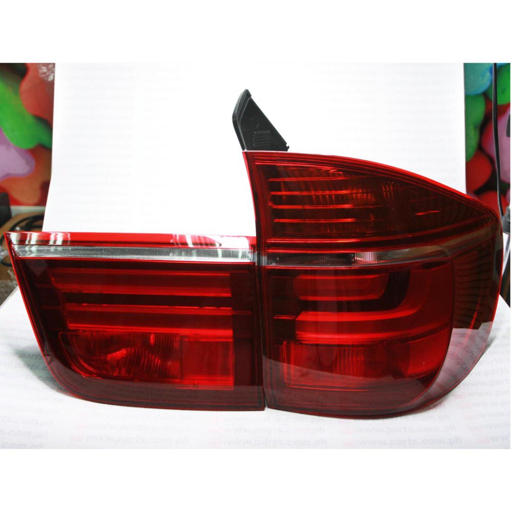 TAIL LIGHT - BMW E70 07-10 RED/CLEAR BEAM LINE-BAR - Twincell