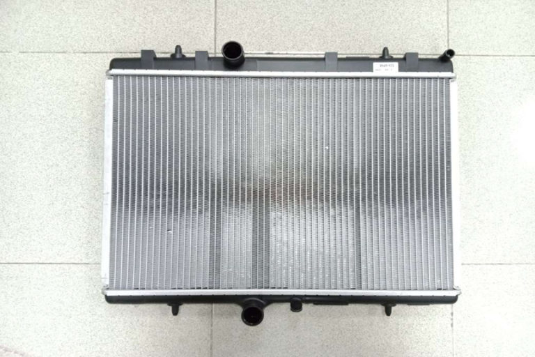 RADIATOR - PEUGEOT 3008/5008 1.6 2.0 HDI 09- Twincell
