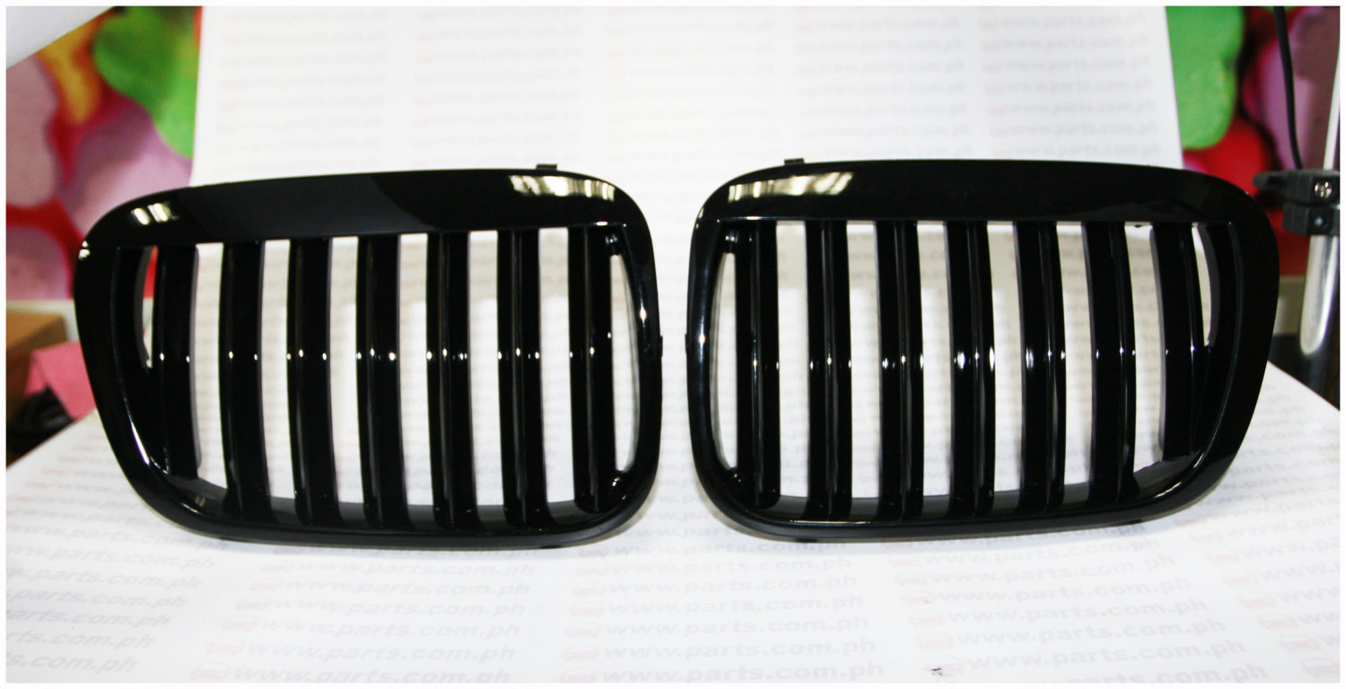 RADIATOR GRILLE 4D BLACK - BMW E46 98-01 - Twincell