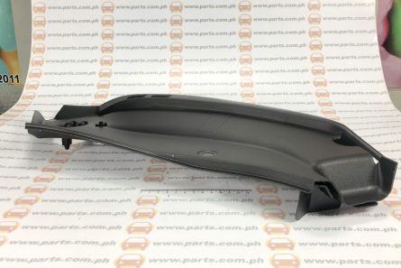 HEAD LIGHT UPPER COVER RH - MB W204 GLK - Twincell