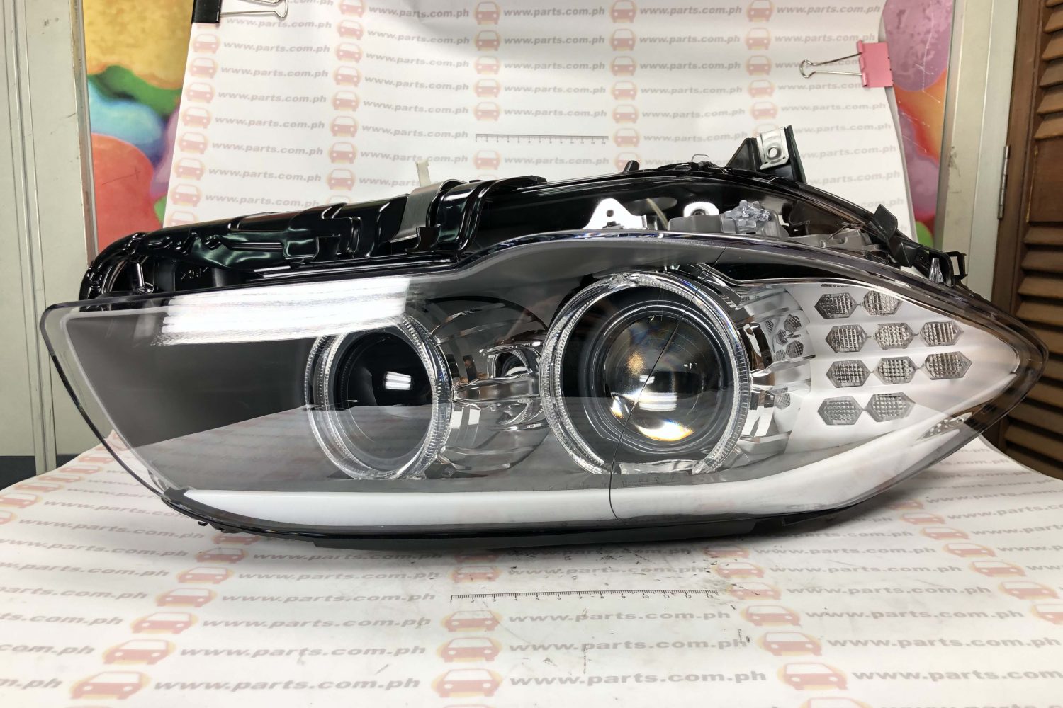 HEAD LIGHT RH/LH - BMW F10/F11 09-16 - Twincell