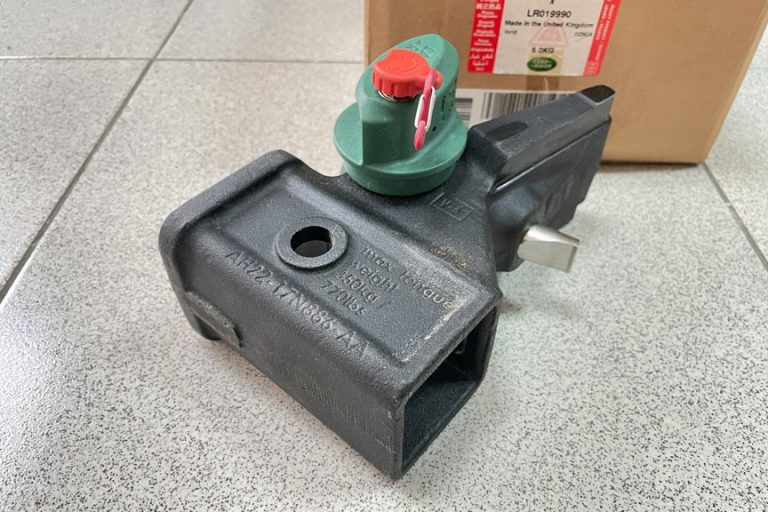 TOW HITCH RECEIVER - LAND ROVER LR4 - Twincell