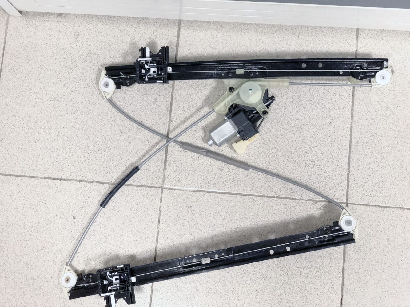 WINDOW LIFTER W/ MOTOR FR - LAND ROVER L405 - Twincell