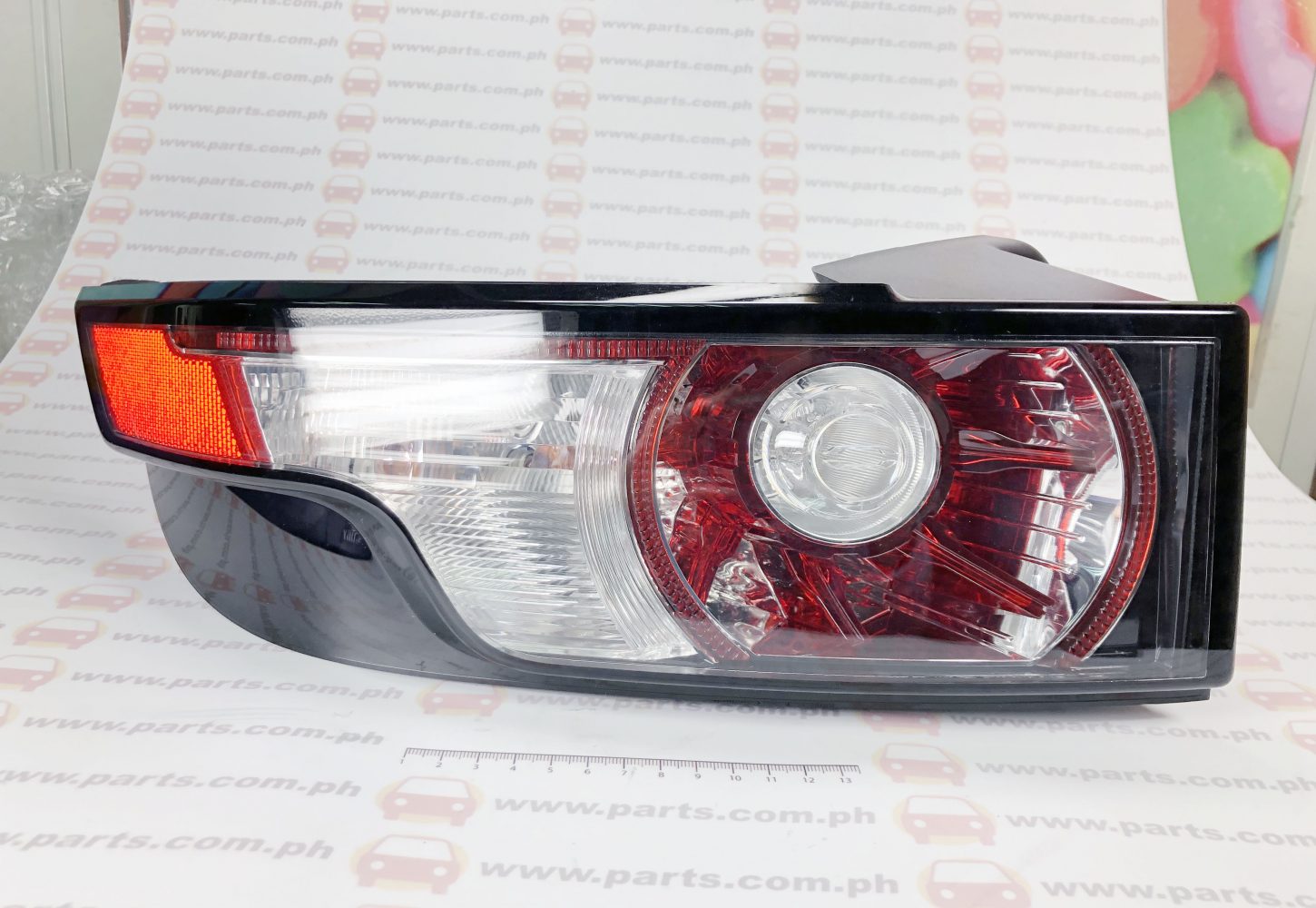 TAIL LIGHT LH - LAND ROVER EVOQUE GAS 12-16 - Twincell