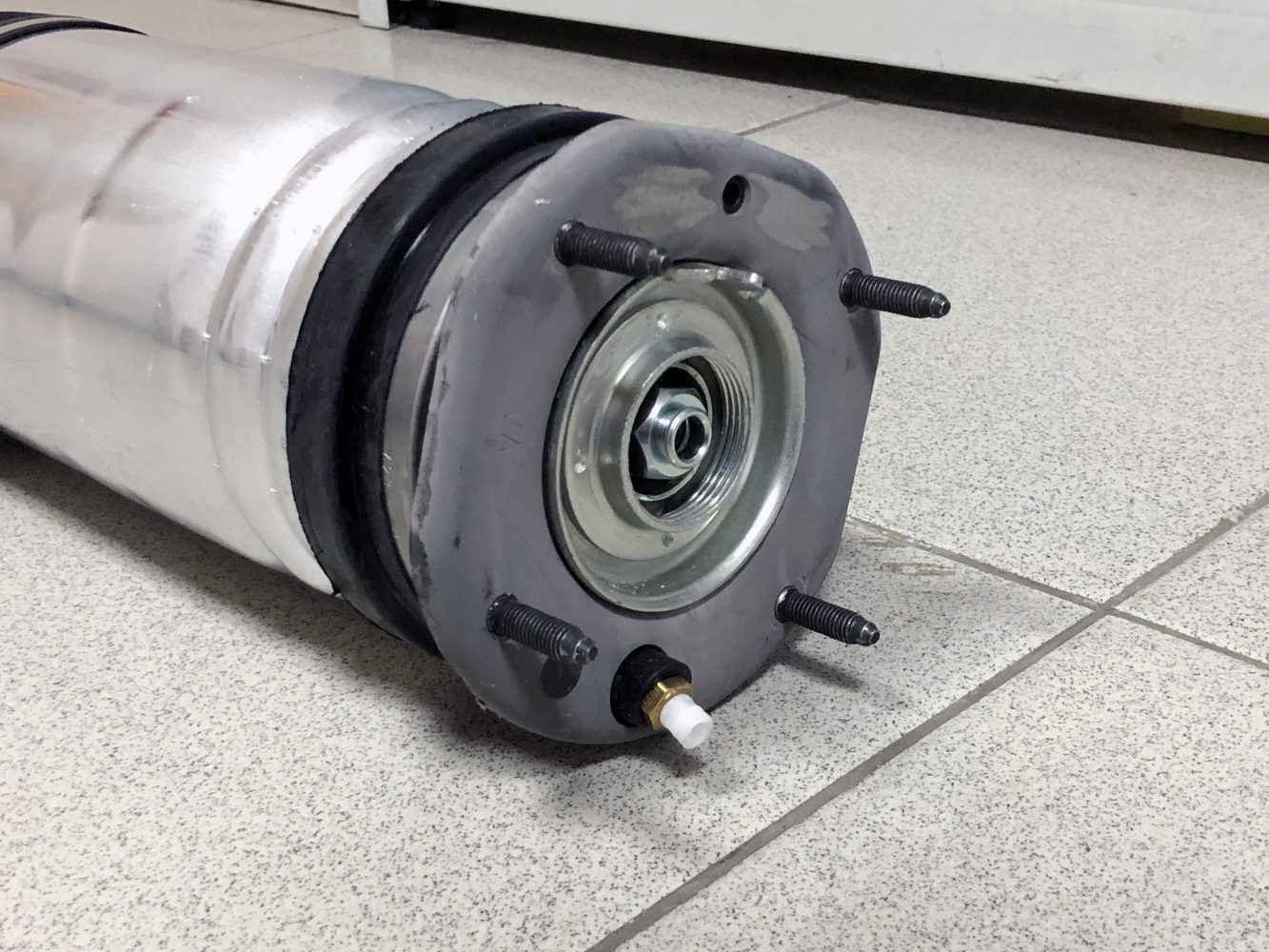 SHOCK FRONT AIR SUSPENSION RH - L663 - Twincell