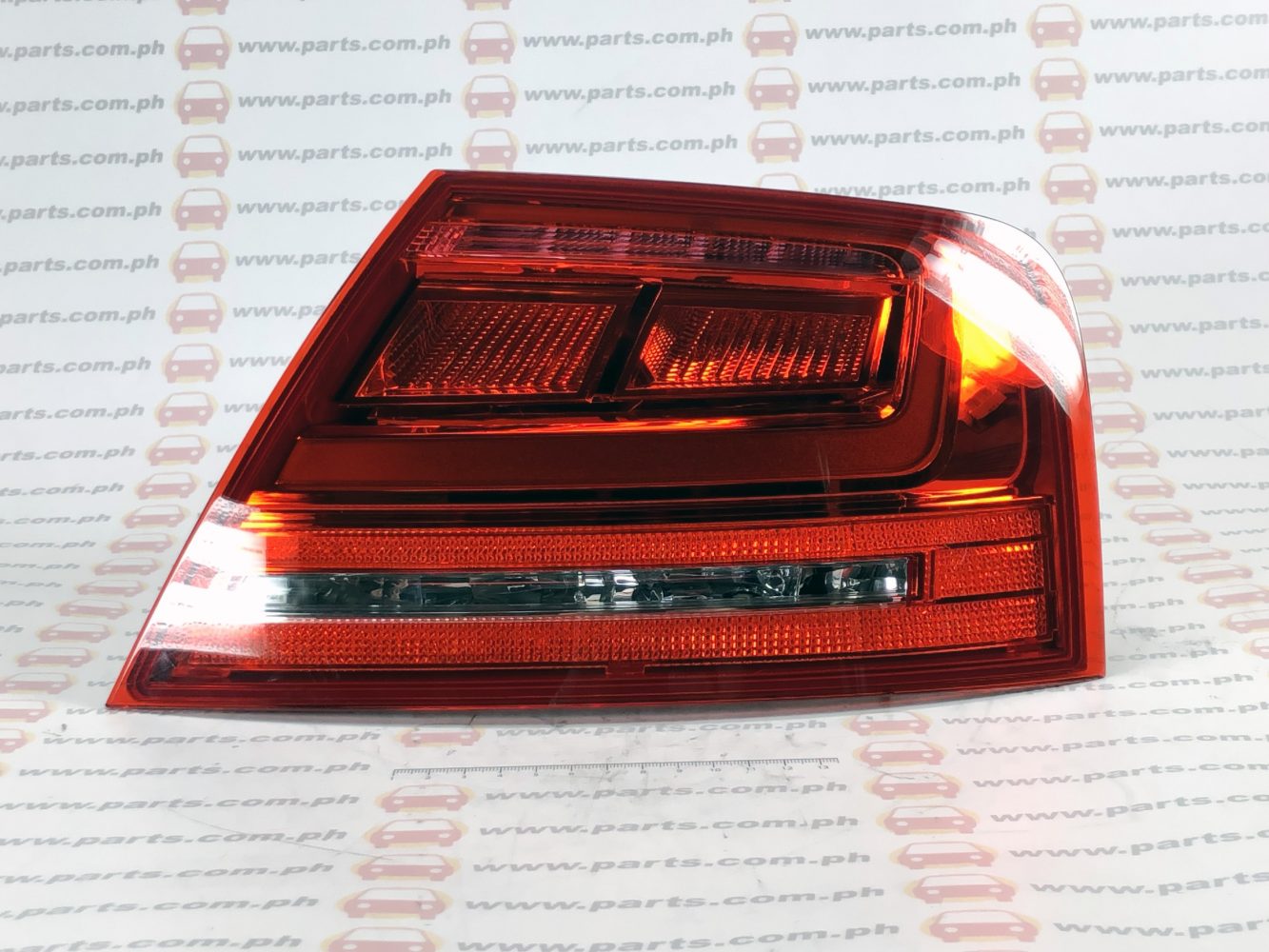 TAIL LIGHT LED RH - AUDI A8 (D4) 10- Twincell