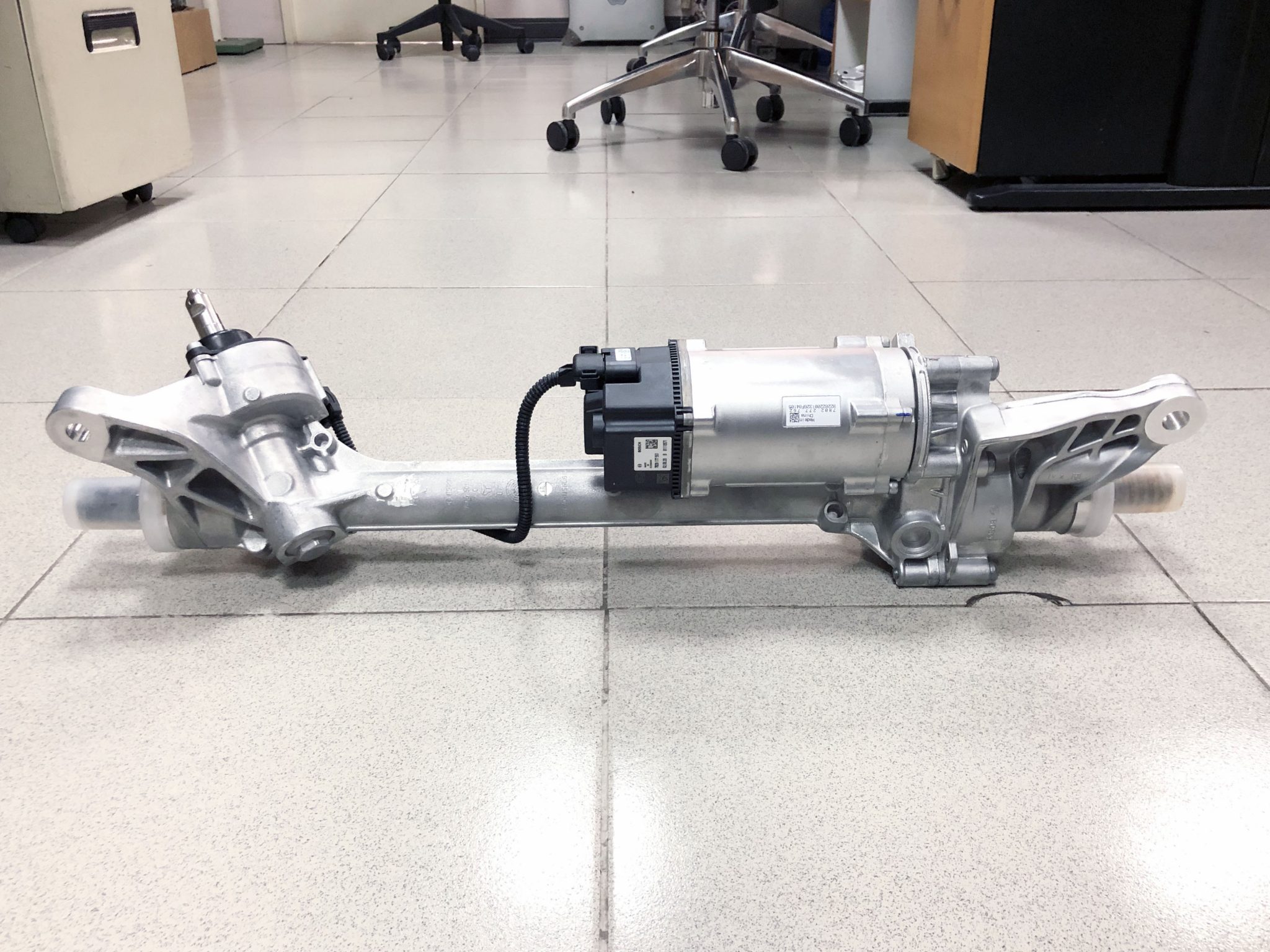 POWER STEERING ASSY - L405 5.0 V8 14-19 (ELECTRIC) - Twincell