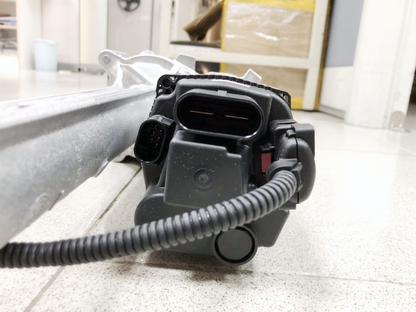 POWER STEERING ASSY - L405 5.0 V8 14-19 (ELECTRIC) - Twincell