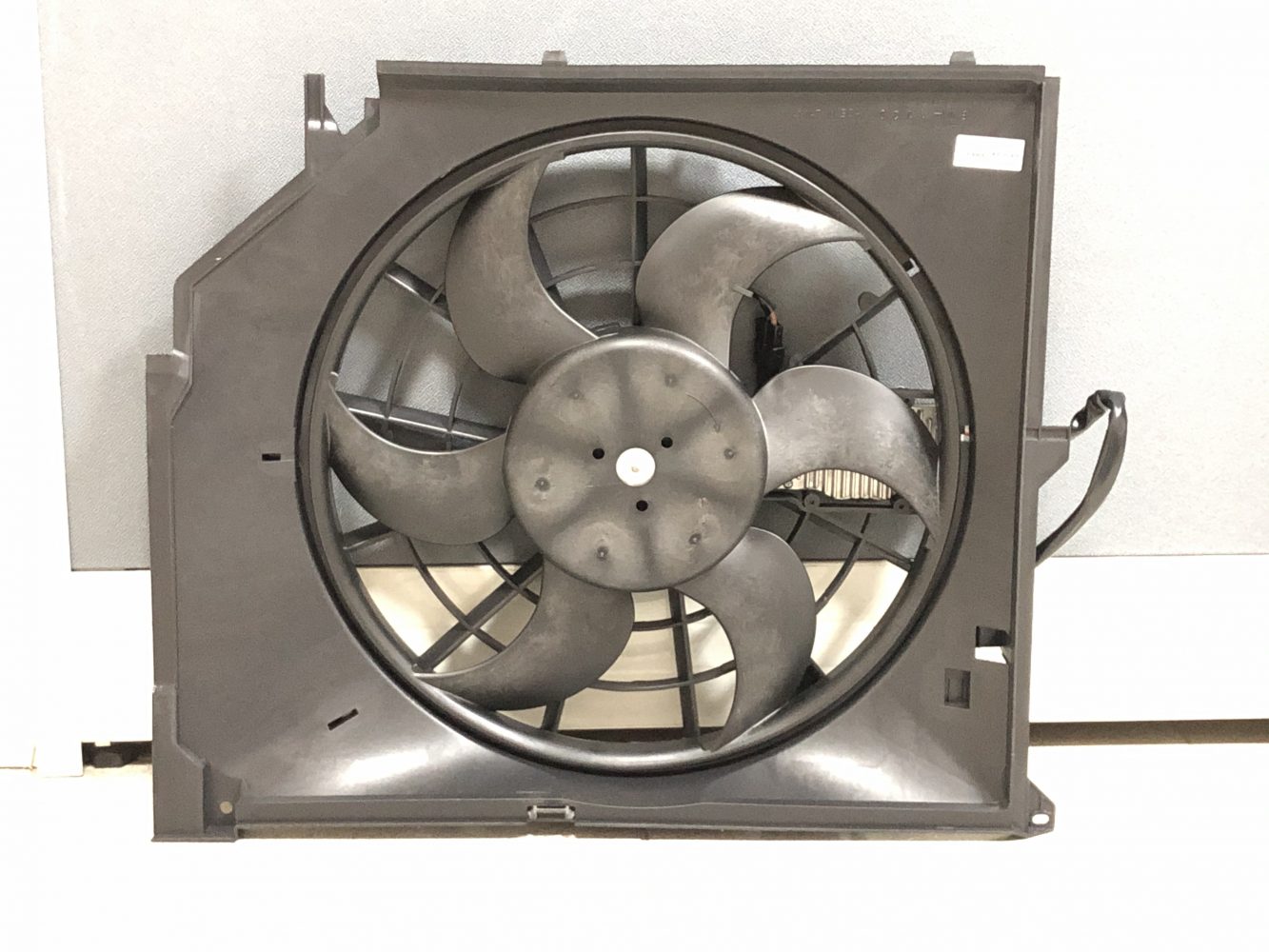 FAN MOTOR ASSY RADIATOR - BMW E46 318I 98-03 - Twincell